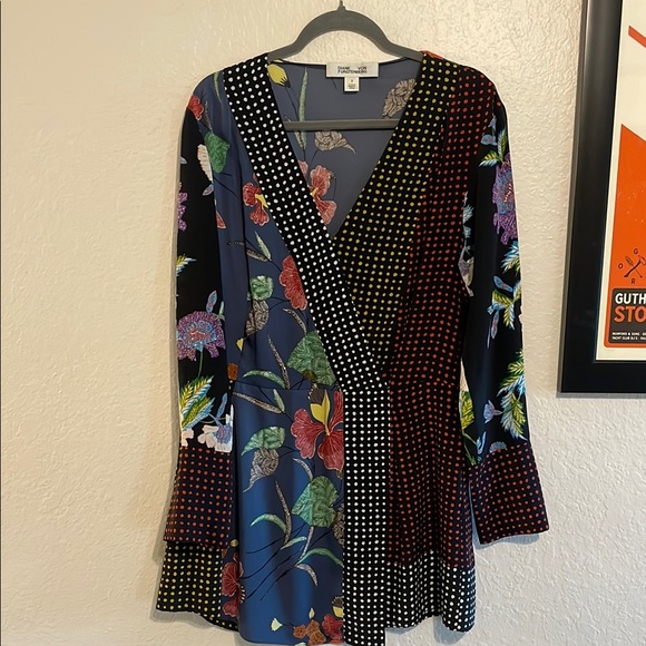Diane Von Furstenberg | Dresses | Diane Von Furstenberg Floral Wrap ...